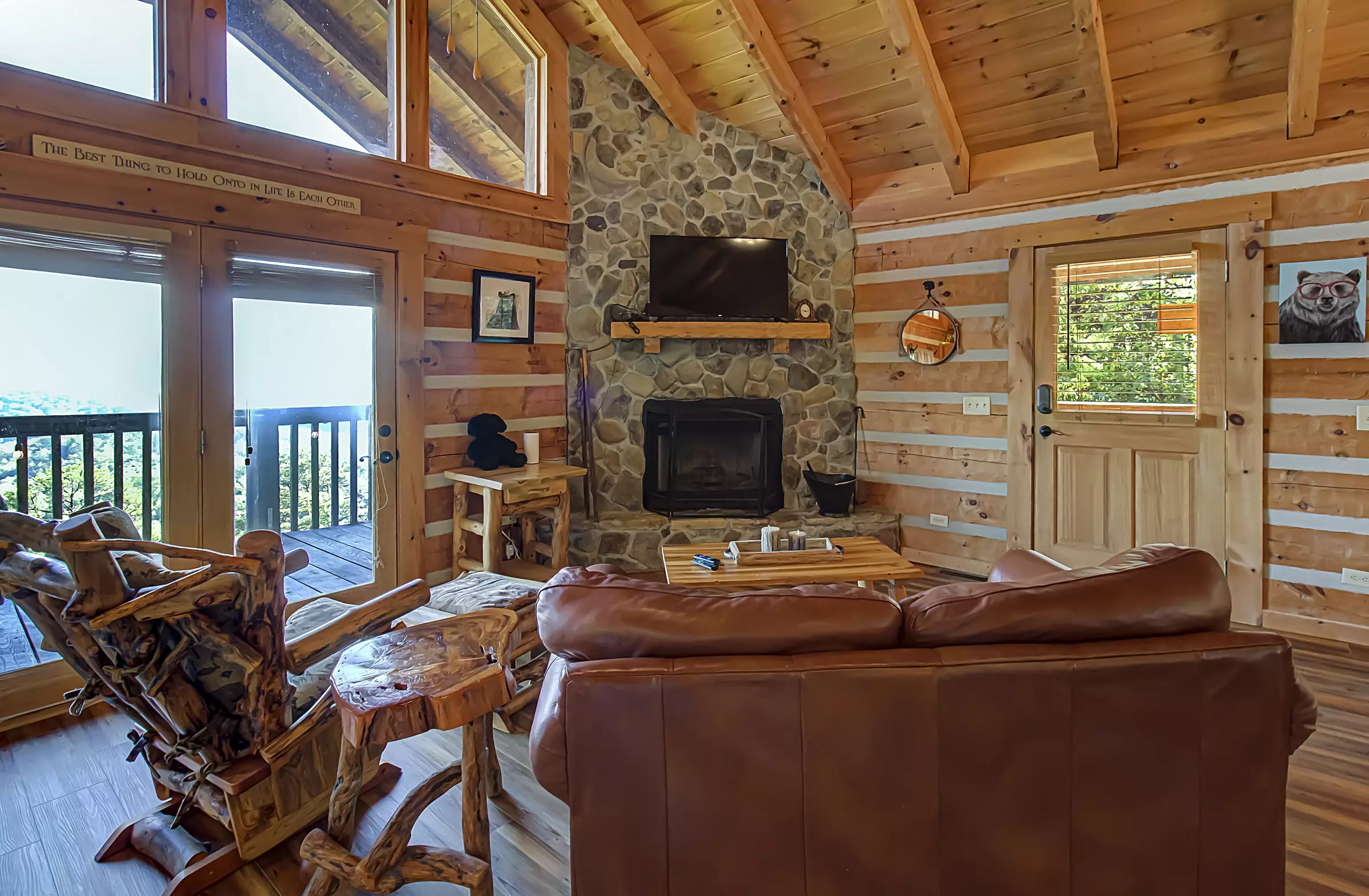 That's The Spot! - Accommodations by Great Cabins in the Smokies