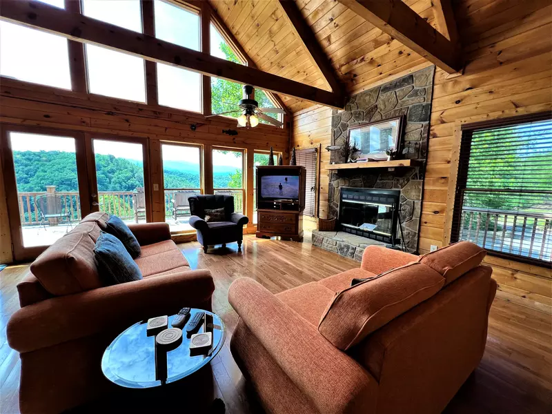 1 Endless View - Accommodations by Great Cabins in the Smokies