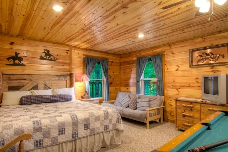 Saddle Ridge - Accommodations by Great Cabins in the Smokies