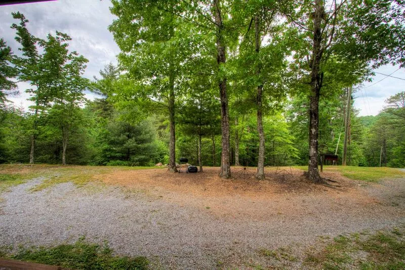 Saddle Ridge - Accommodations by Great Cabins in the Smokies