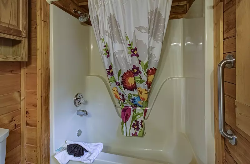 Teddy Bear Haven - Accommodations by Great Cabins in the Smokies