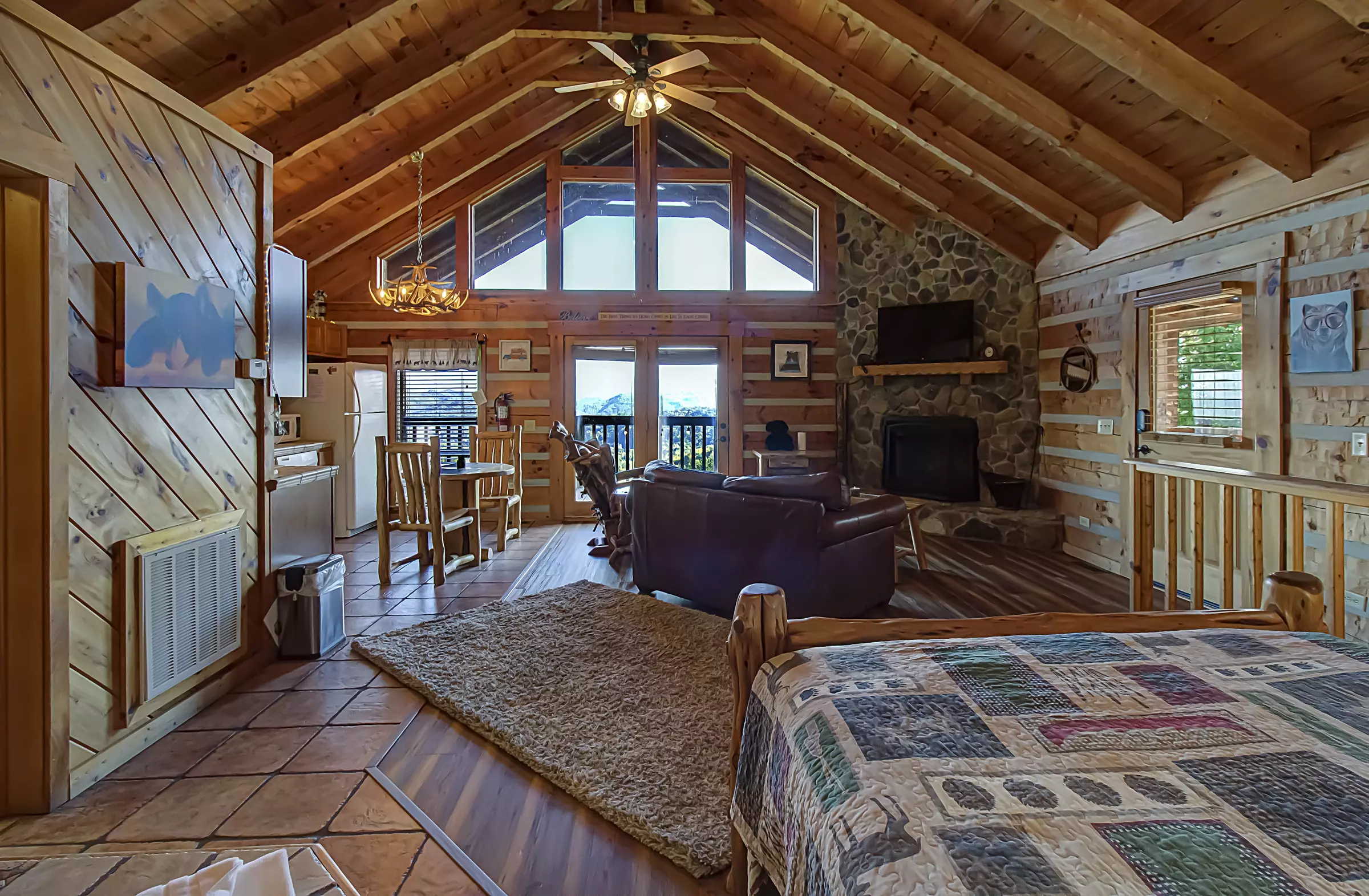 That's The Spot! - Accommodations by Great Cabins in the Smokies